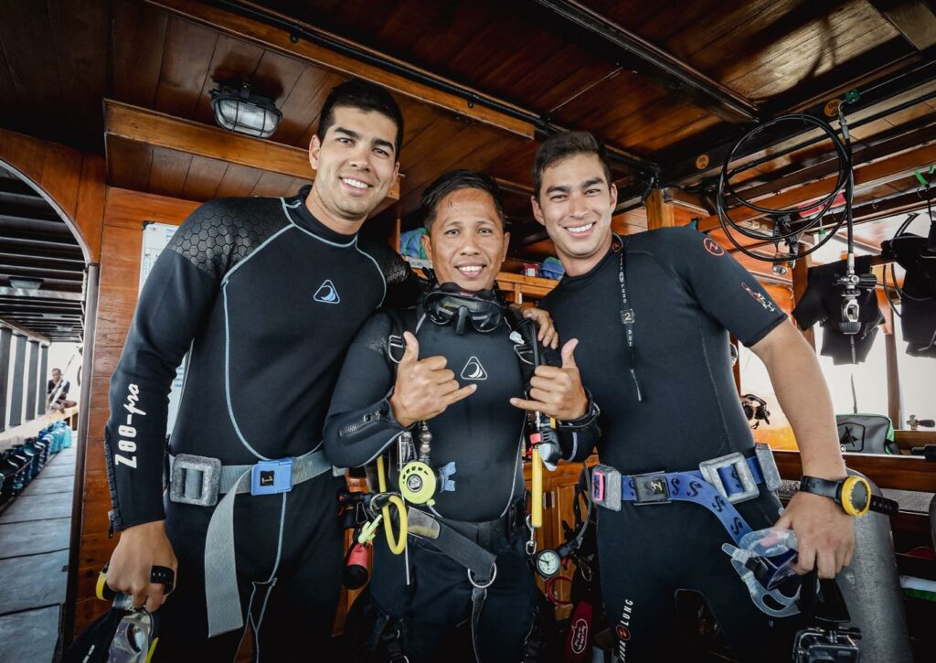 Is Komodo Island a Good Place to Scuba Dive? - La Galigo
