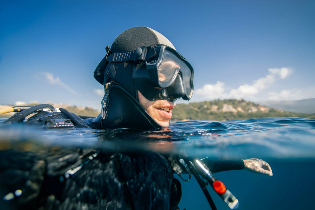 How to Balance Airspace and Ear Pressure When Diving - La Galigo